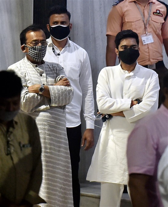 Chief Minister Mamata Banerjee injured during her campaign At Nandigram ...