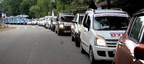 DYFI Flag Off sneha vandi for students in kerala - Oneindia