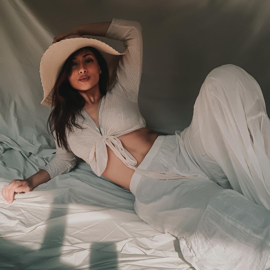 ഹോട്ട് ചിത്രങ്ങളുമായി സമീയ ബന്‍ഗെര; നടിയുടെ ഏറ്റവും പുതിയ ഫോട്ടോസ്‌ | Indian Model Sameea ...