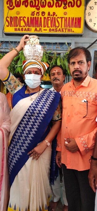 MLA Roja inaugurates the renovated temple in Nagari - Oneindia