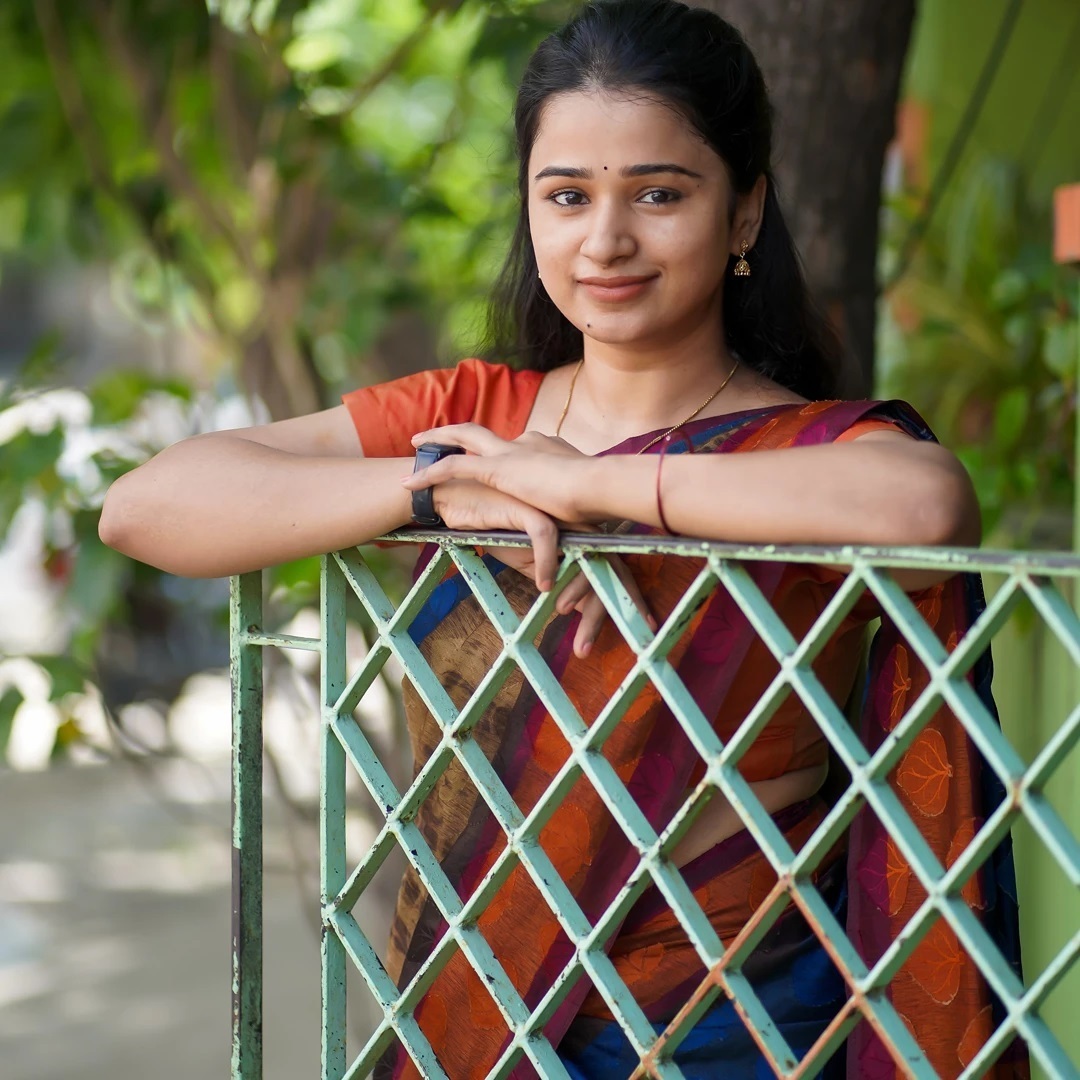 யார் இந்த கன்னிகா?.. கம்பு சுற்றுவதில் கில்லாடி.. பரபர போட்டோஸ்! | Who ...