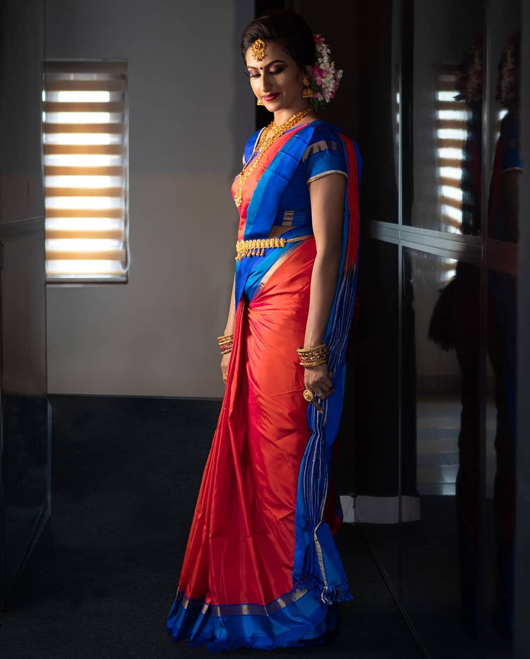 അമ്പോ, ഇത് ഡോക്ടർ ഷിനു ശ്യാമളനല്ലേ?.. വേറിട്ട മേക്കോവറിൽ താരം ...