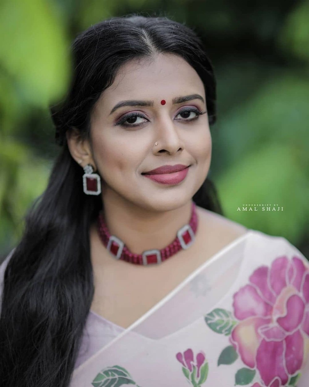 റിയാലിറ്റി ഷോയിൽ തുടങ്ങി ഇന്നെത്തി നിൽക്കുന്നത്.. പ്രിയ ഗായിക സിത്താരയ്ക്ക് പിറന്നാൾ | Happy ...