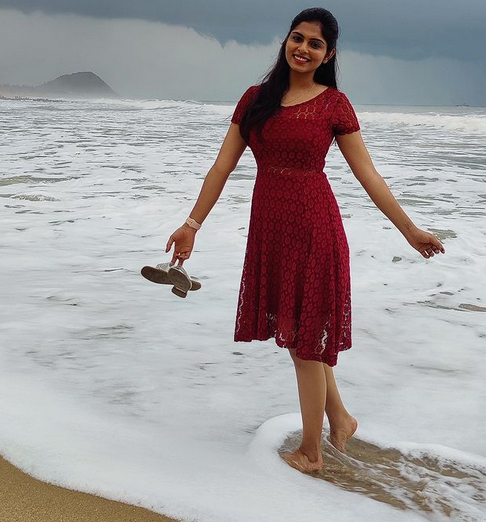 Mounika Reddy:తెలుగు ఇండస్ట్రీకి దొరికిన మరో భామ..వెబ్‌సిరీస్‌తో ...