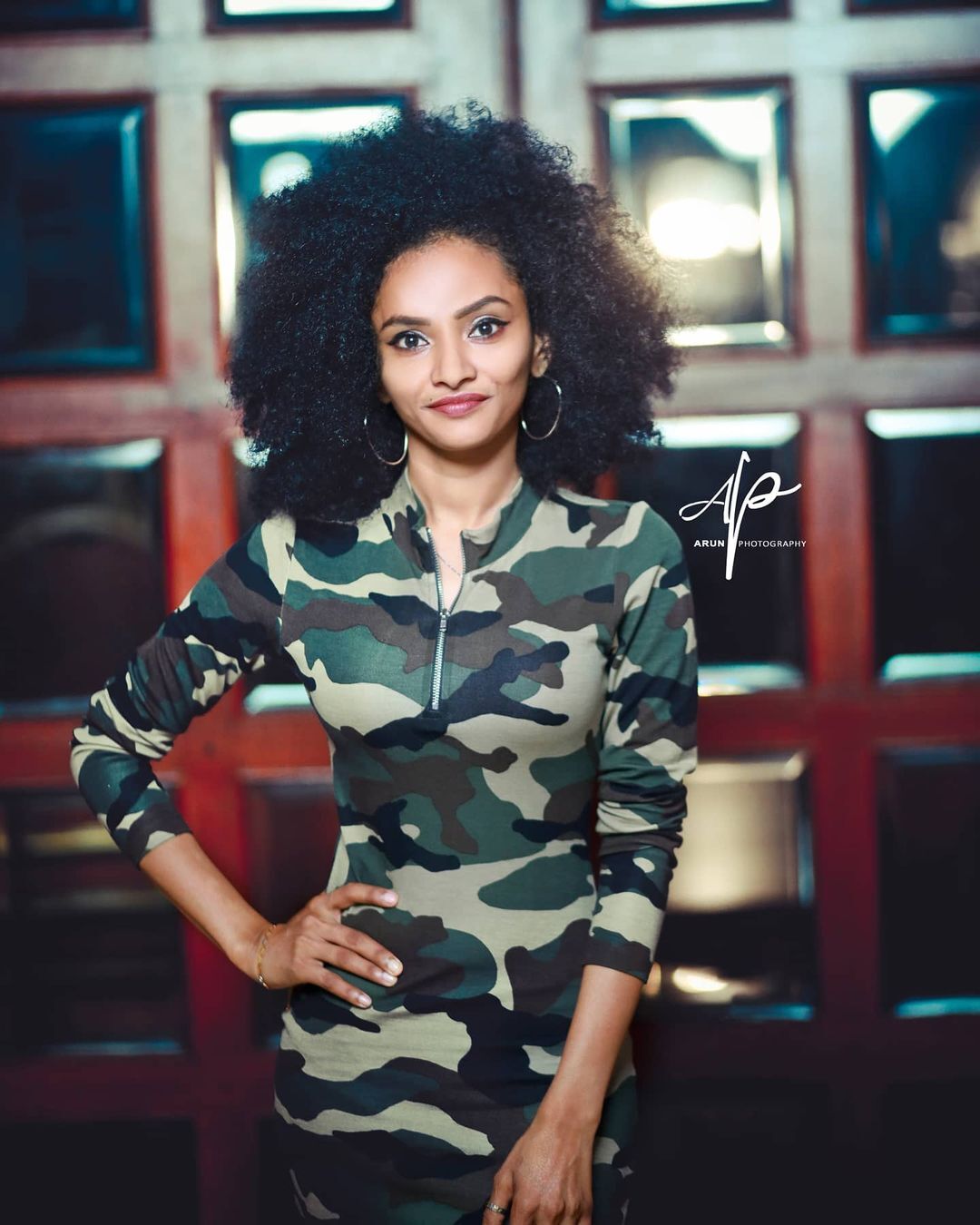 സ്റ്റാർ മാജിക് താരം അന്ന ചാക്കോയുടെ കിടിലൻ ഫൊട്ടോഷൂട്ട് വൈറലാകുന്നു ...