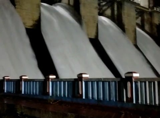 Water Released From Kodagu Harangi Dam - Oneindia