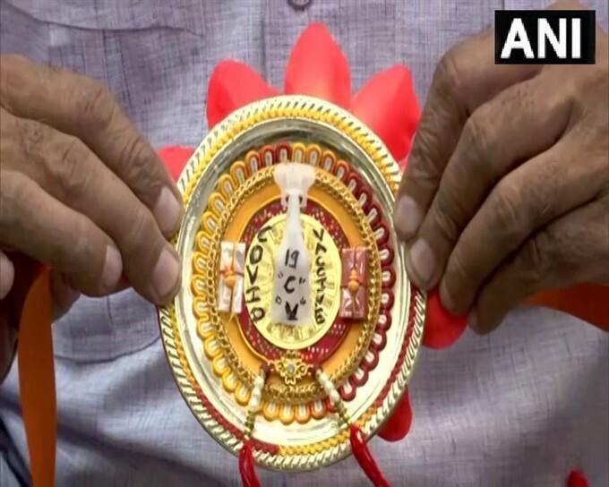 বাজারে এল কোভিড ১৯ স্পেশাল রাখি, দেশজুড়ে উৎসবের প্রস্তুতি চরমে ...