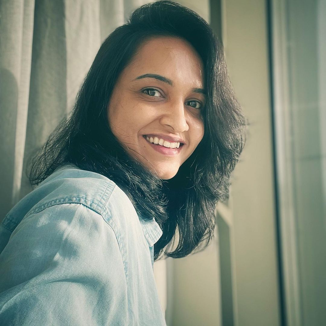 കേരള സാരിയില്‍ നാടന്‍ സുന്ദരിയായി നടി ലെന; വൈറലായി പുതിയ ഫോട്ടോഷൂട്ട് ...