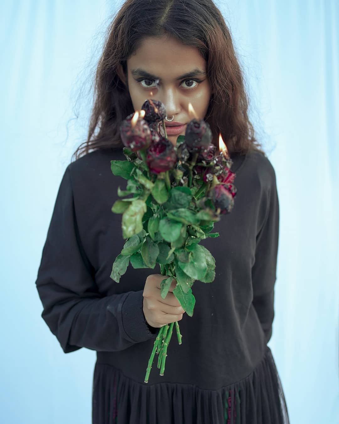 ഹോട്ട് ലുക്കില്‍ തിളങ്ങി ഐഷ്വര്യ സുരേഷ്; ഫോട്ടോഷൂട്ട് സോഷ്യല് ...