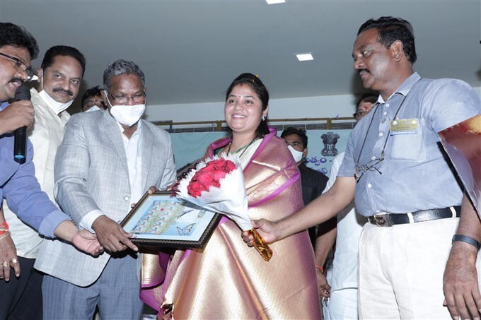 AP Deputy CM Pushpa Srivani Unveils Bobbili Veena postal stamp