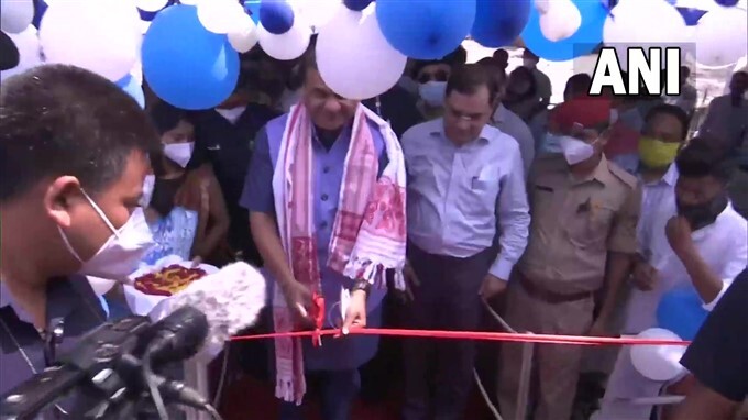 Assam CM Himanta Biswa Sarma flag-offs 5 vessels of IWT at Lachit Ghat ...