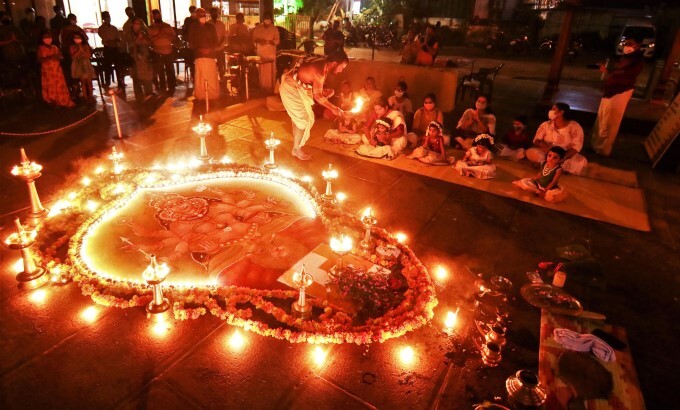 Navratri festival celebrations across India - Oneindia