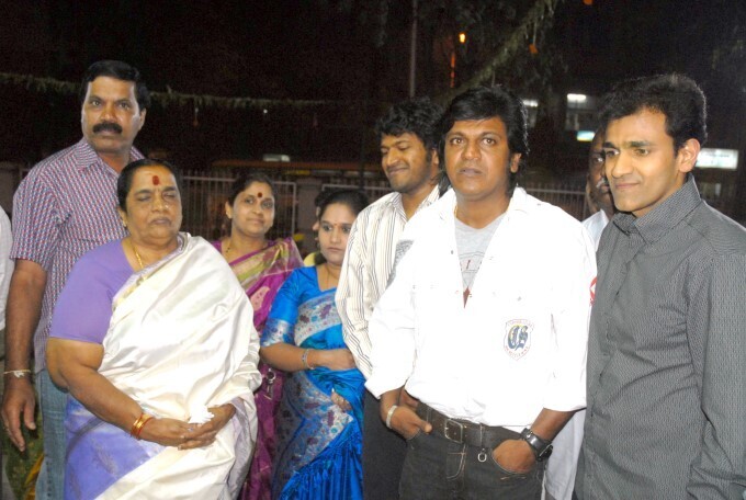 Rare photos of actor Puneeth Rajkumar - Oneindia
