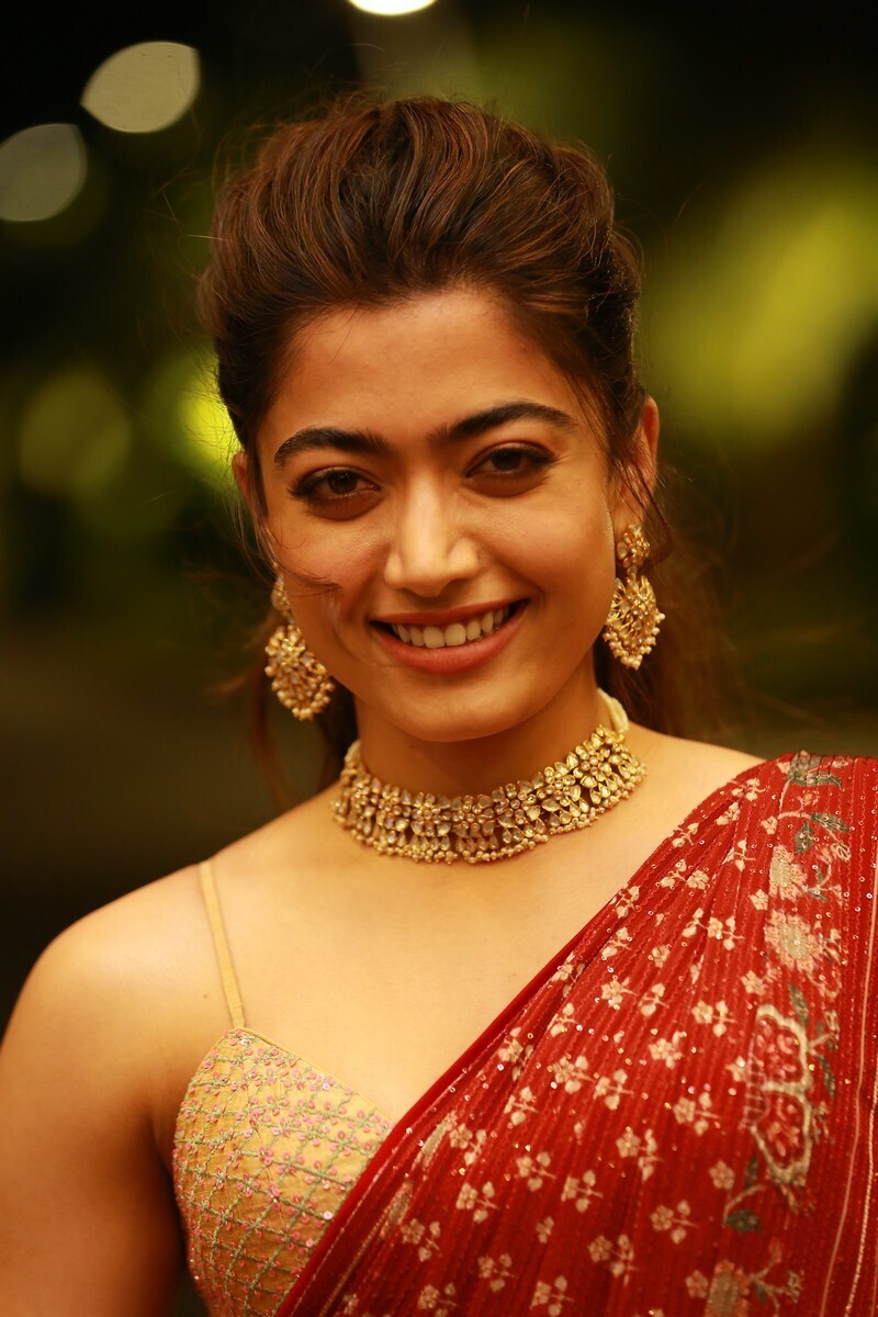 ऐसे ही नहीं कहते हैं रश्मिका मंदाना को 'Expression Queen', हर Photos पर ...