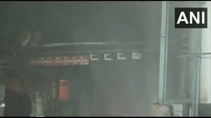 Major fire breaks out at Rani Sati Dyeing Mill of Pandesara GIDC in ...