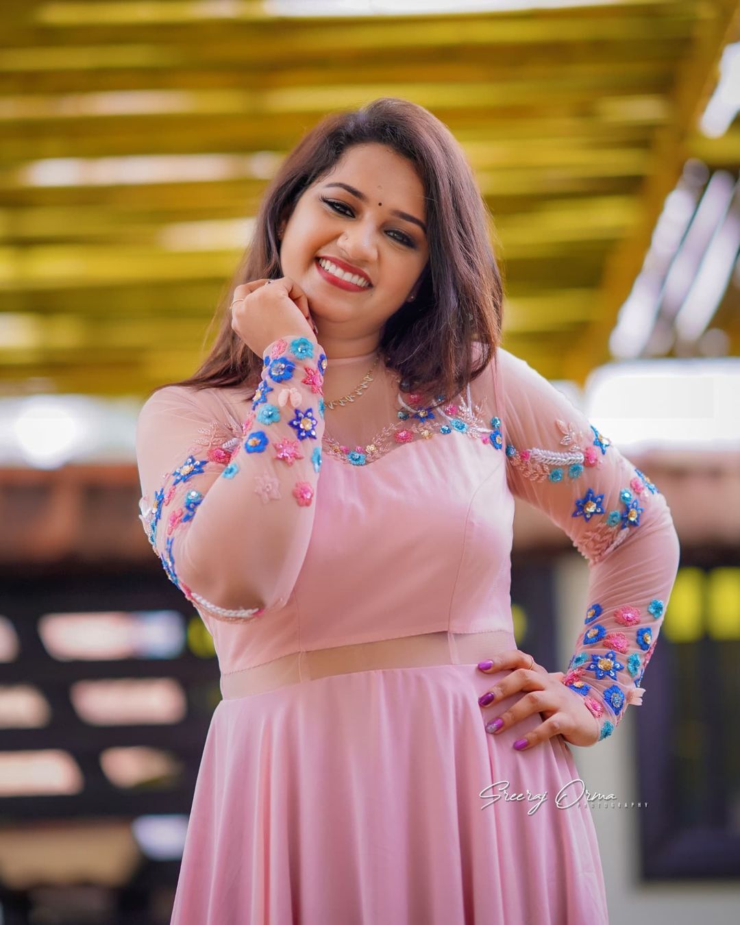 അടിപൊളി ലുക്കില്‍ സുന്ദരിയായി പ്രതീക്ഷ; കിടു ഫോട്ടോഷൂട്ടെന്ന് ആരാധകര് ...