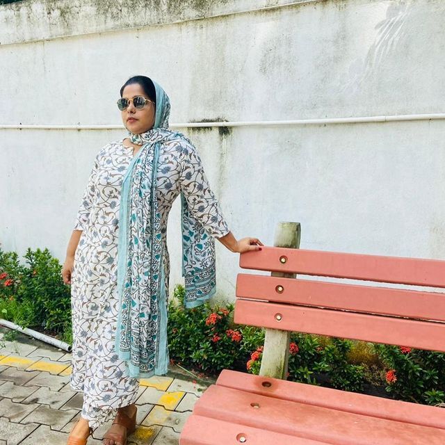 സ്വിം സ്യൂട്ടില്‍ ഞെട്ടിച്ച് ഫറ ഷിബ്‌ല; എന്റെ ശരീരത്തിന് വിലയിടാന് ...