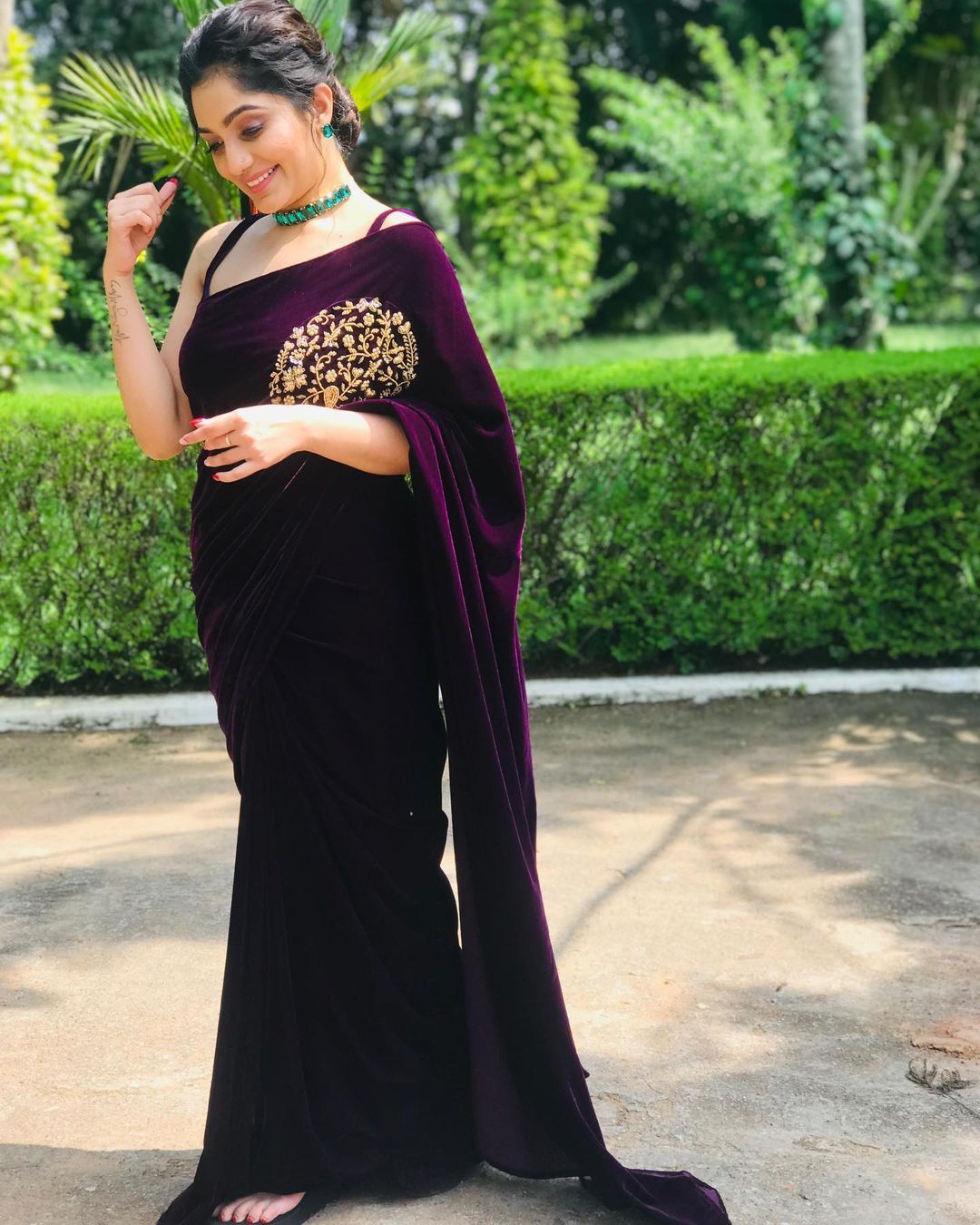 ചുവപ്പഴകില്‍ ആര്യ; അടിപൊളി ചിത്രങ്ങള്‍ പങ്കുവച്ച് ബിഗ് ബോസ് താരം ...