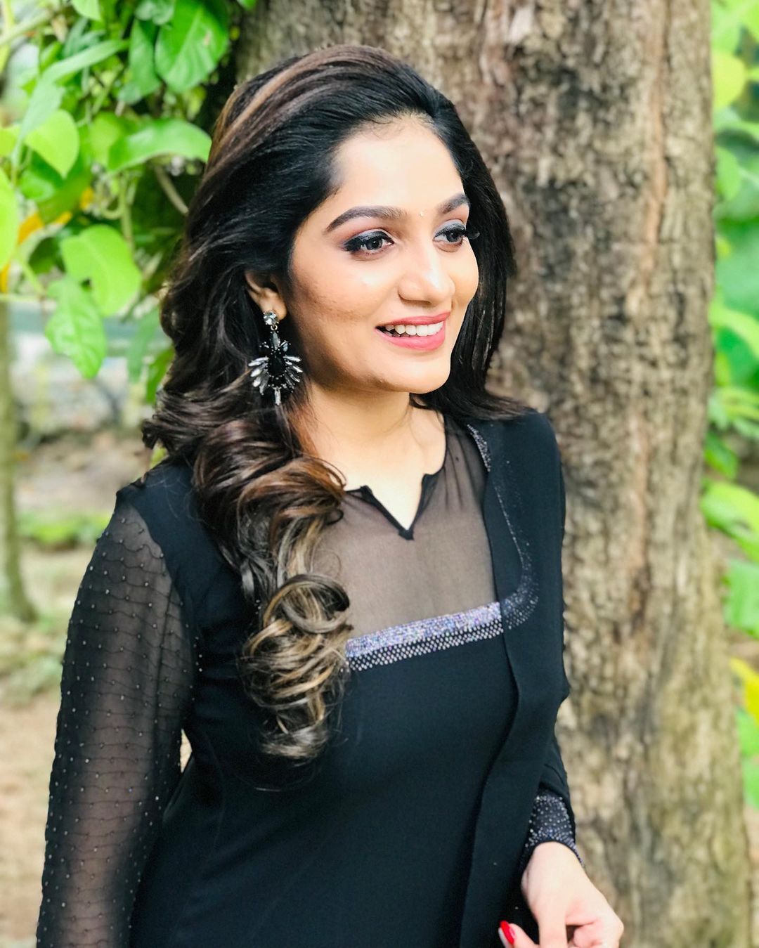 അടിപൊളി ആര്യ; സാരിയില്‍ ലുക്കായി നടി, ചിത്രങ്ങൾ കാണാം | Actress Arya ...