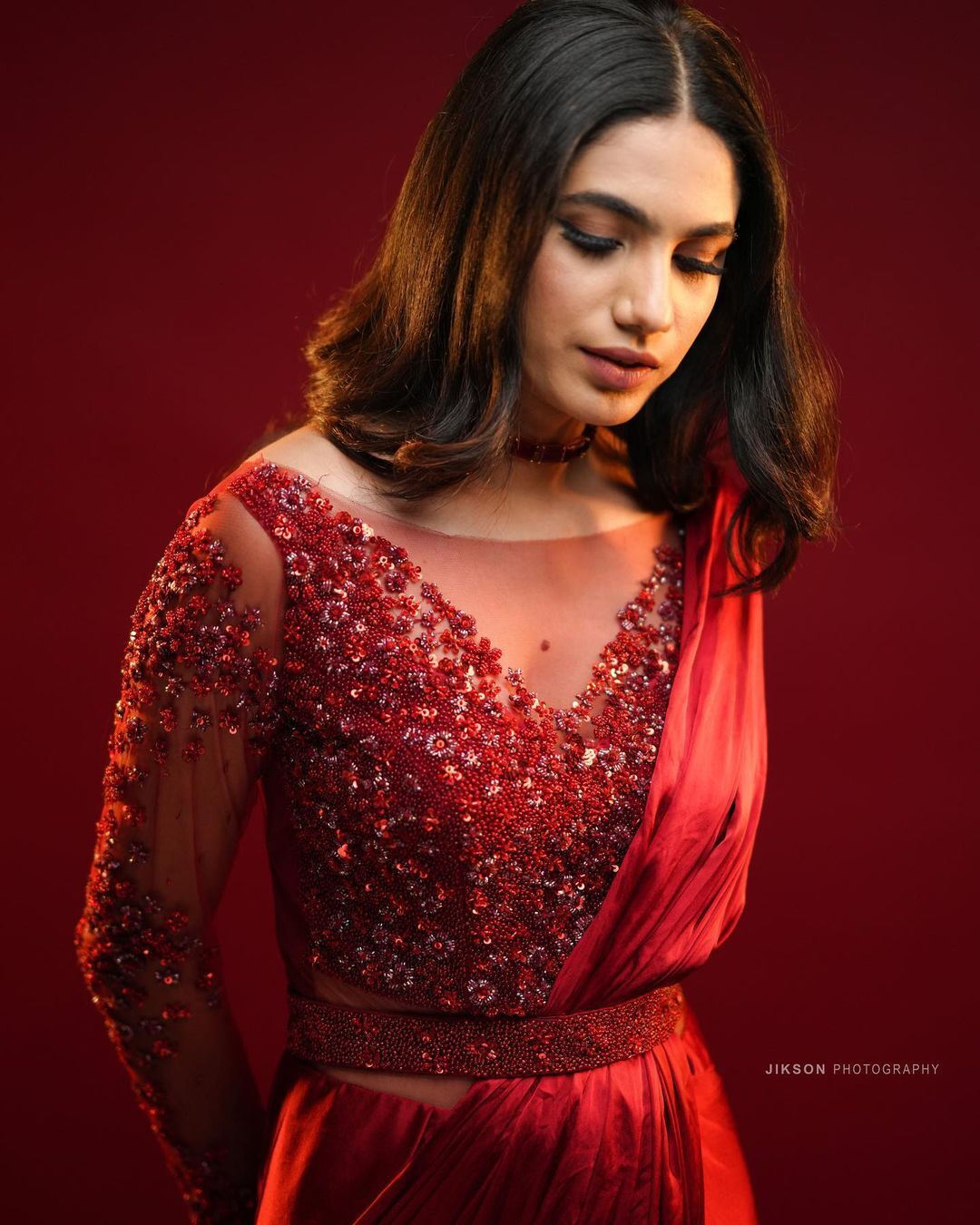 'ഹോമി'ലെ ദീപ തോമസ് വേറെ ലെവലാണ്..നടിയുടെ സ്റ്റൈലിഷ് ലുക്ക് വൈറൽ | Home ...