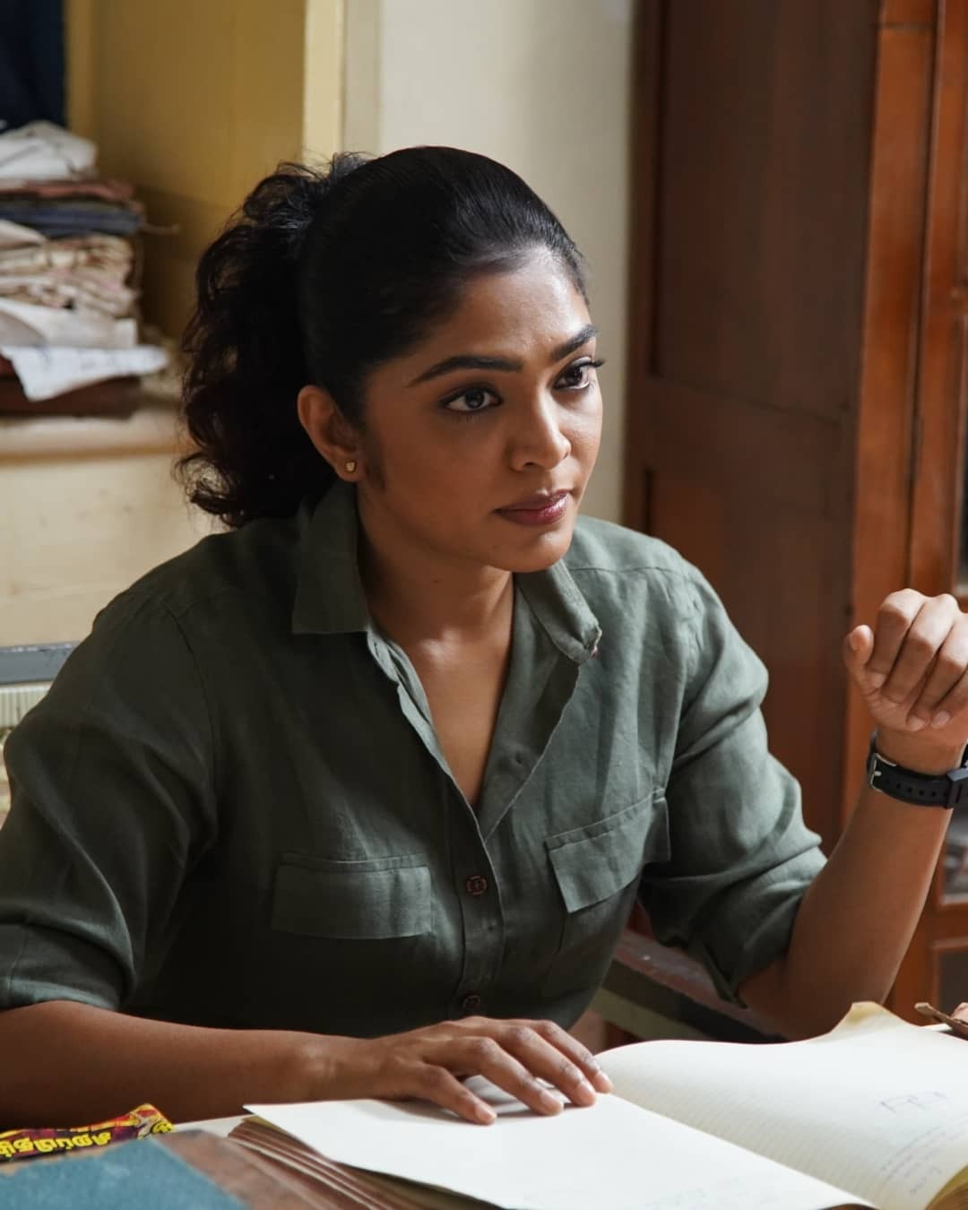 ഞെട്ടിക്കാൻ റിമ കല്ലിങ്കൽ... പോലീസ് ലുക്കിൽ പുതിയ ഫോട്ടോകൾ | Rima ...