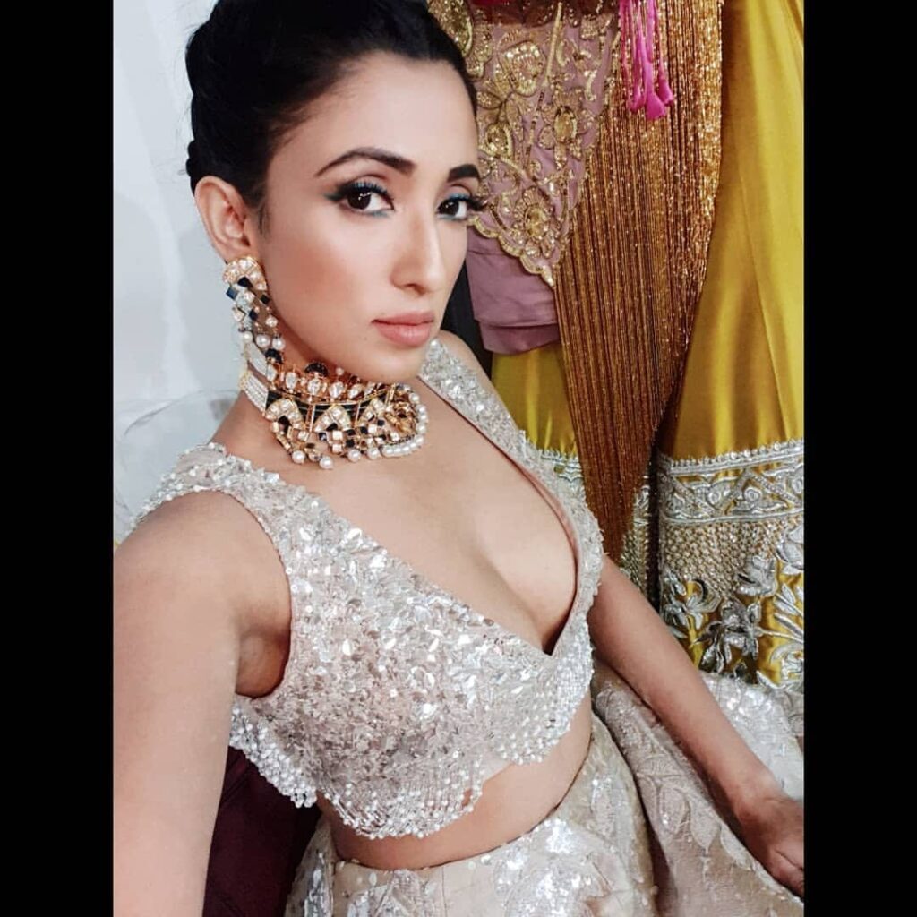 कौन हैं Iris Maity? पूर्व फुटबॉल खिलाड़ी की बेटी ने सोशल मीडिया पर मचाया तहलका | Actress-Model ...