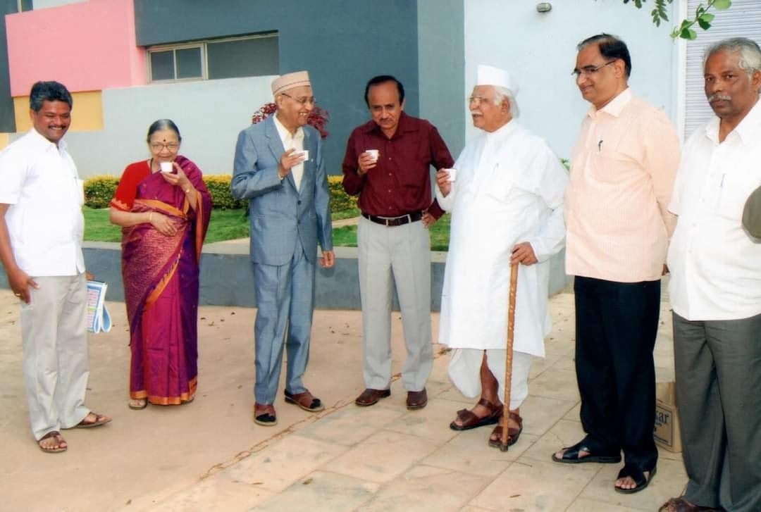 ಕವಿ, ನಾಡೋಜ ಡಾ. ಚೆನ್ನವೀರ ಕಣವಿ ಅವರ ಸ್ಮರಣೀಯ ಚಿತ್ರಗಳು | Memorable Photos Of ...