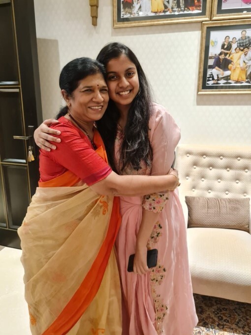 AP Minister RK Roja meets Actor Chiranjeevi At His Residence