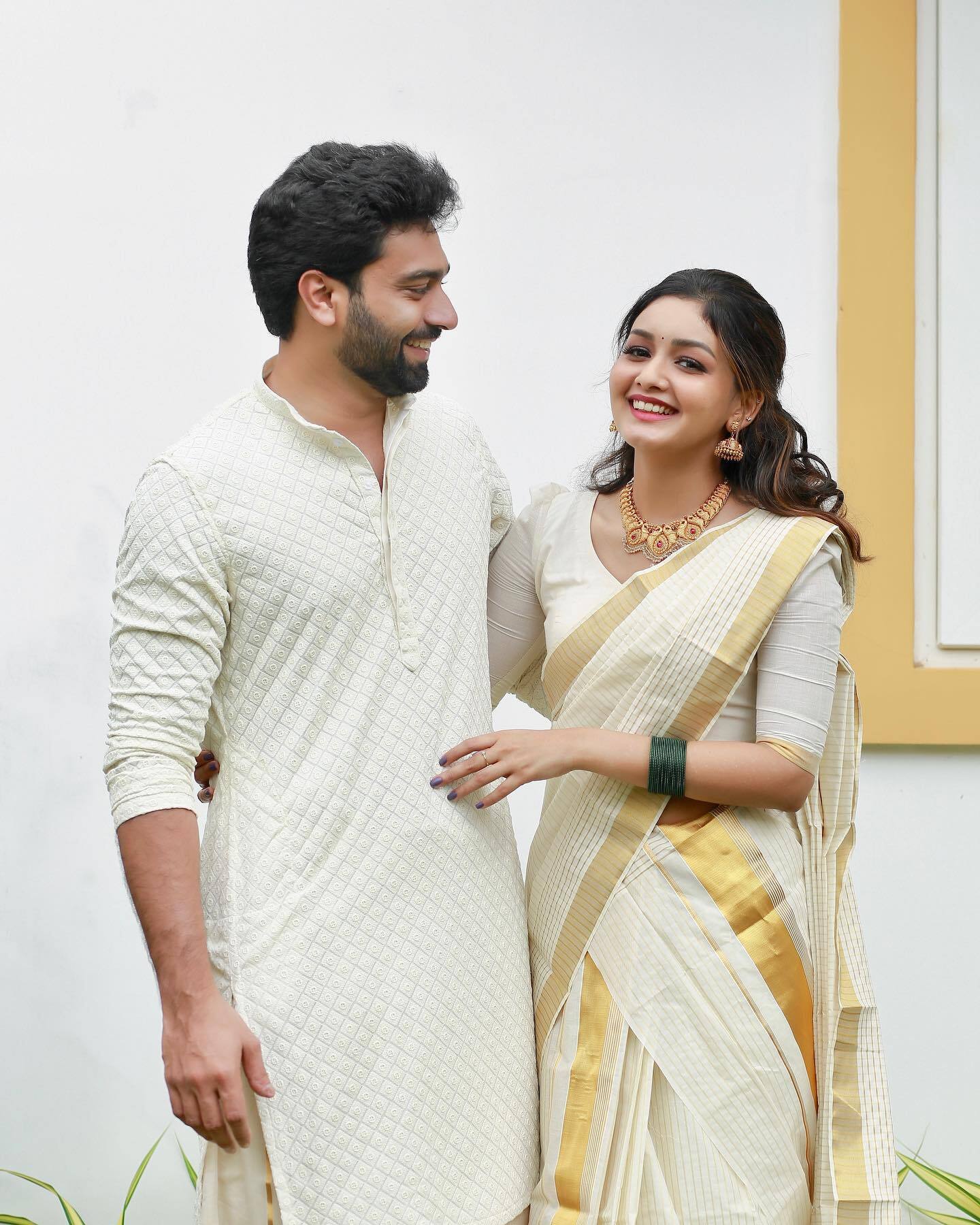 പത്തുവര്‍ഷം നീണ്ട പ്രണയം; മധുരം ഇരട്ടിയാക്കി മിഥുന്‍ മുരളിയുടെ വിവാഹം... ചിത്രങ്ങള്‍ കാണാം ...