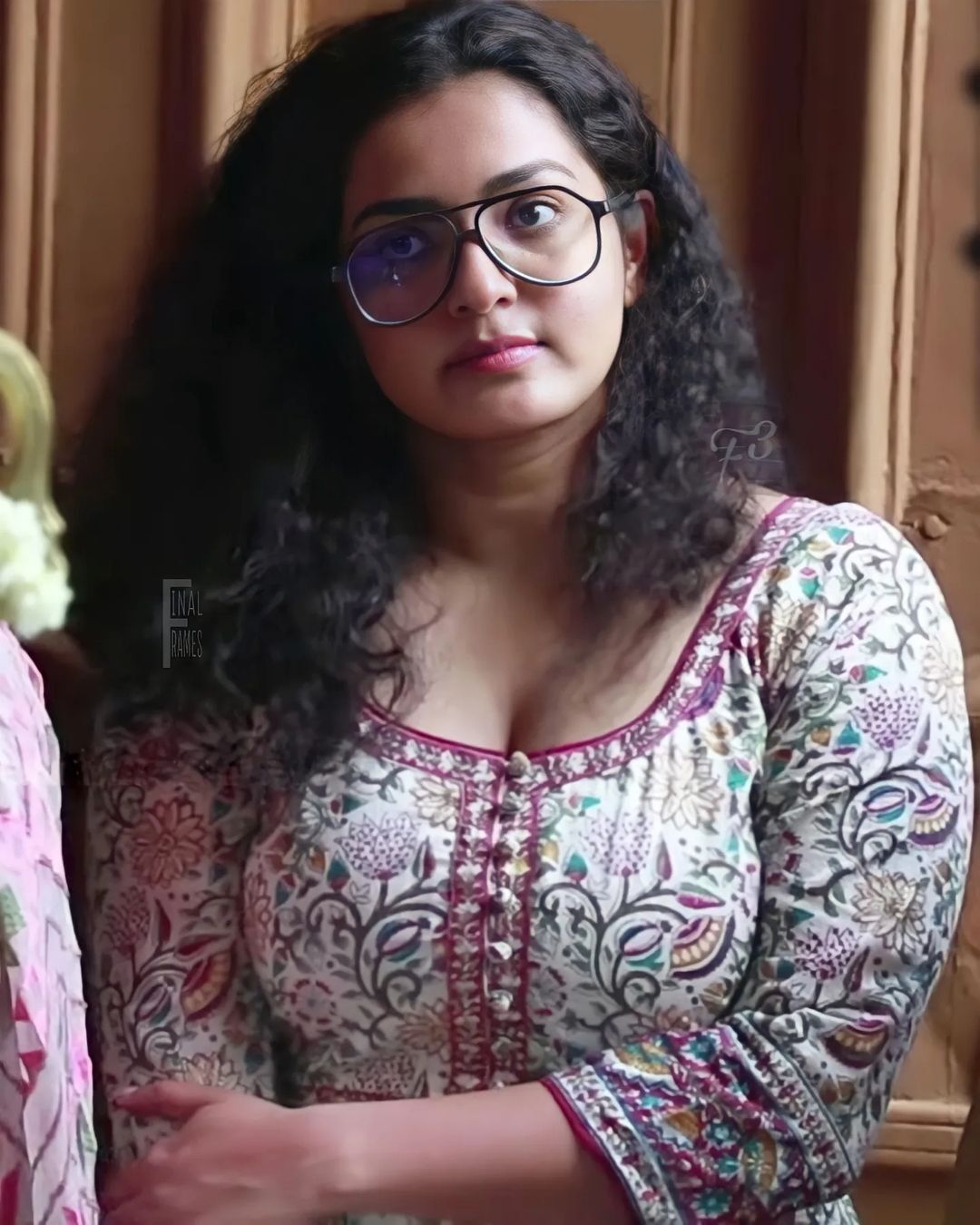 അടിപൊളി ലുക്കില്‍ പാര്‍വ്വതി; പുതിയ ചിത്രങ്ങള്‍ ഏറ്റെടുത്ത് സോഷ്യല് ...