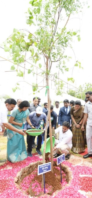 AP CM Jagan Inaugurates Jindal Waste to Energy Plant and Haritha ...