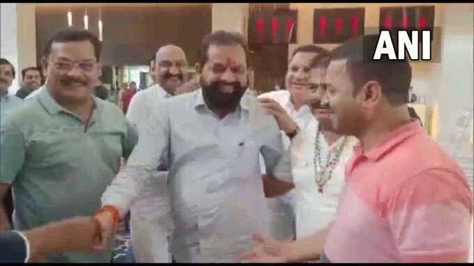 Maharashtra Shiv Sena MLA Dilip Lande joins other rebel MLAs at ...