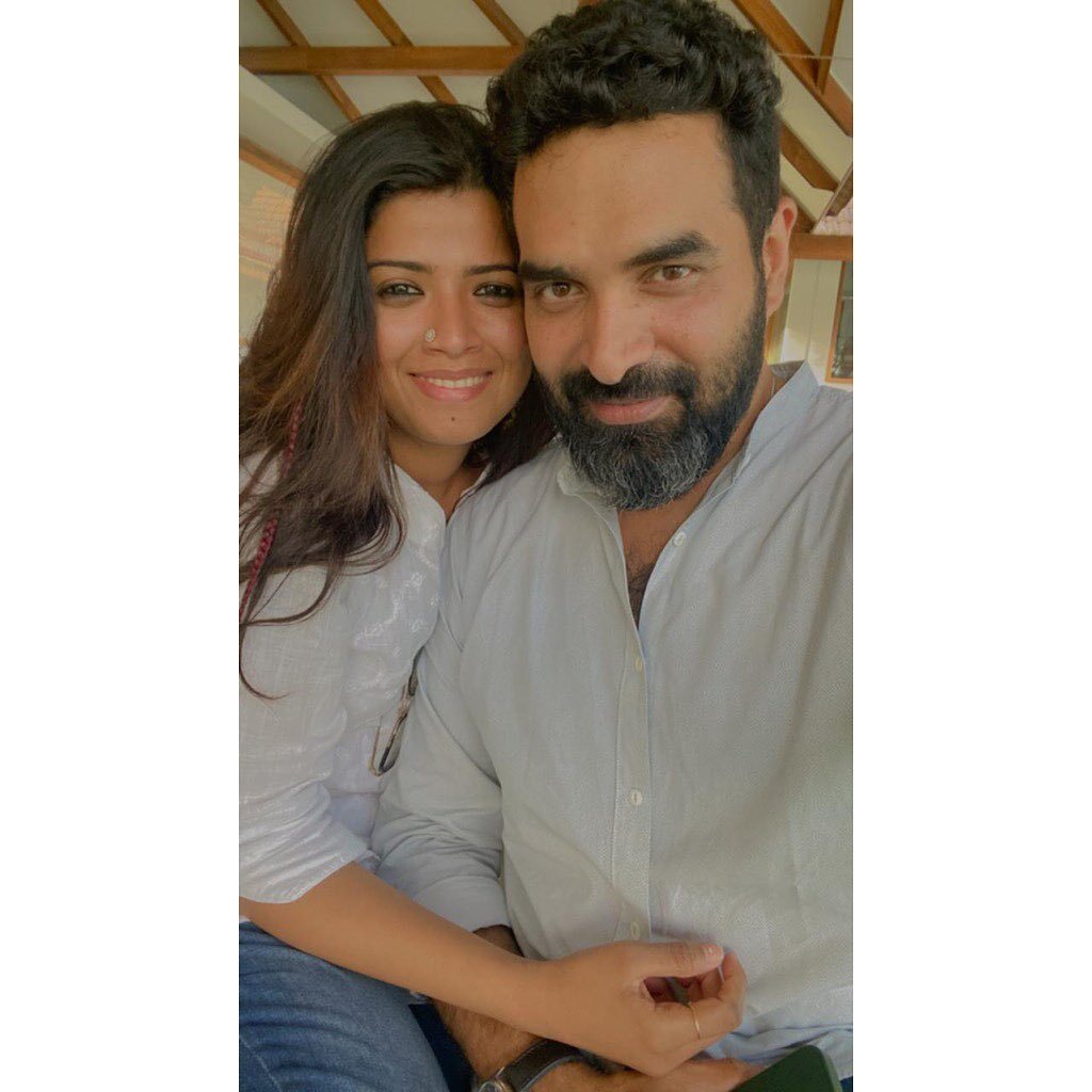 പുതിയ സന്തോഷം പങ്കുവച്ച് ഗോപി സുന്ദറും അമൃതയും; പൊളിച്ചെന്ന് ആരാധകര് ...