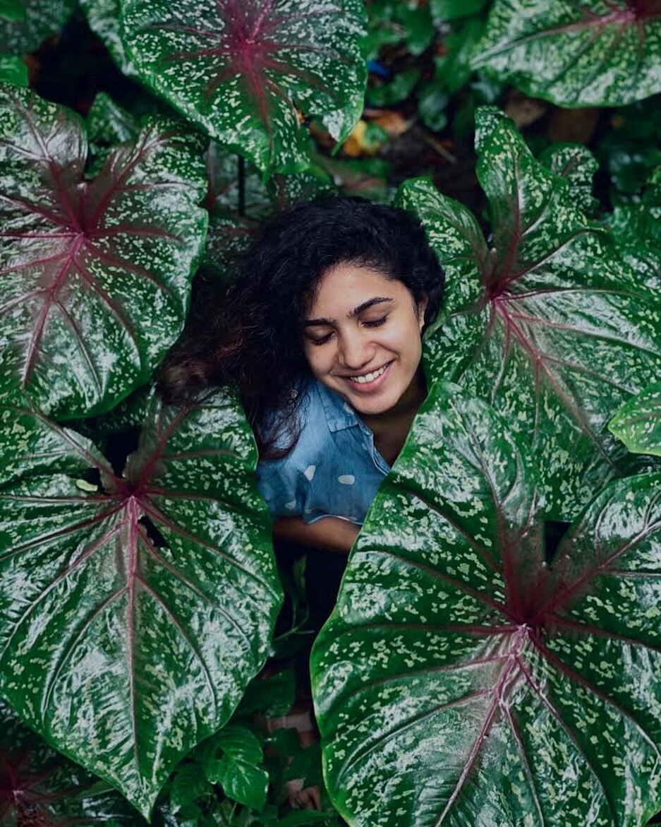 രണ്ടാളും ക്യൂട്ടാണല്ലോ; ദീപാ തോമസിന്റെ ചിത്രങ്ങള്‍ ഏറ്റെടുത്ത്‌ സോഷ്യ ...