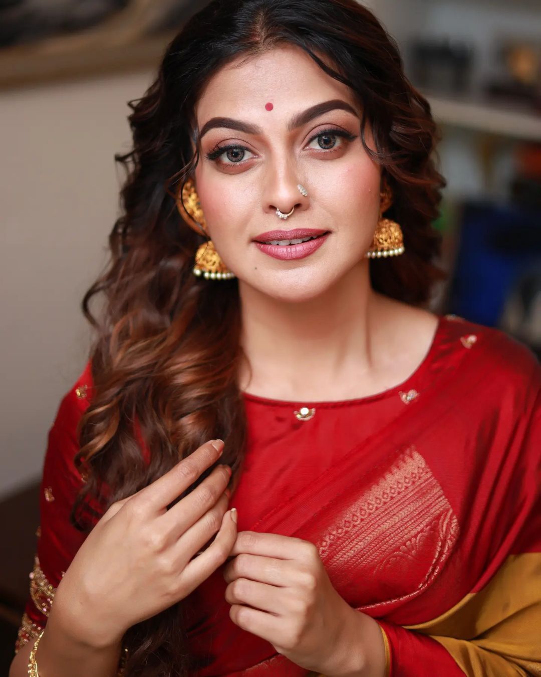Mollywood Actress Anushree Latest Photos - Oneindia