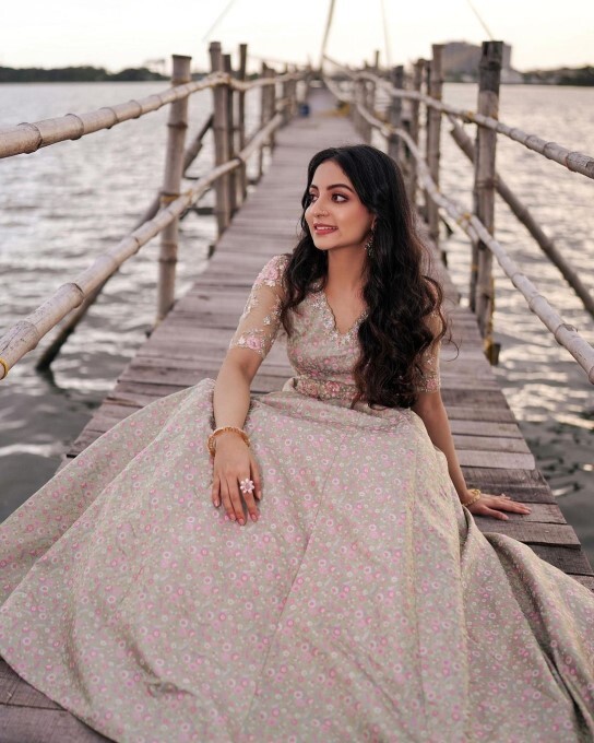Mollywood Actress Ishaani Krishna Latest Photo - Oneindia