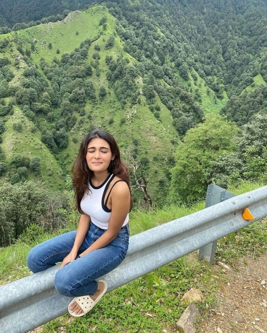 Tollywood Actress Shalini Pandey Latest Photoshoot