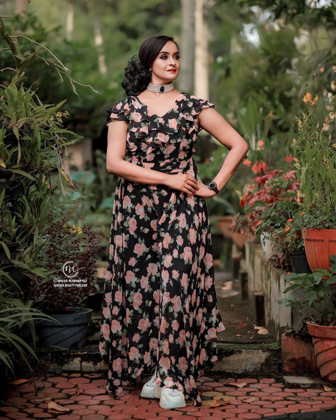 പ്രായം റിവേഴ്‌സ് ഗിയറിലാണോ; ഷാലു... ഇത് ഒന്നൊന്നര ലുക്ക് തന്നെ, വൈറല്‍ ചിത്രങ്ങള്‍ | Movie ...