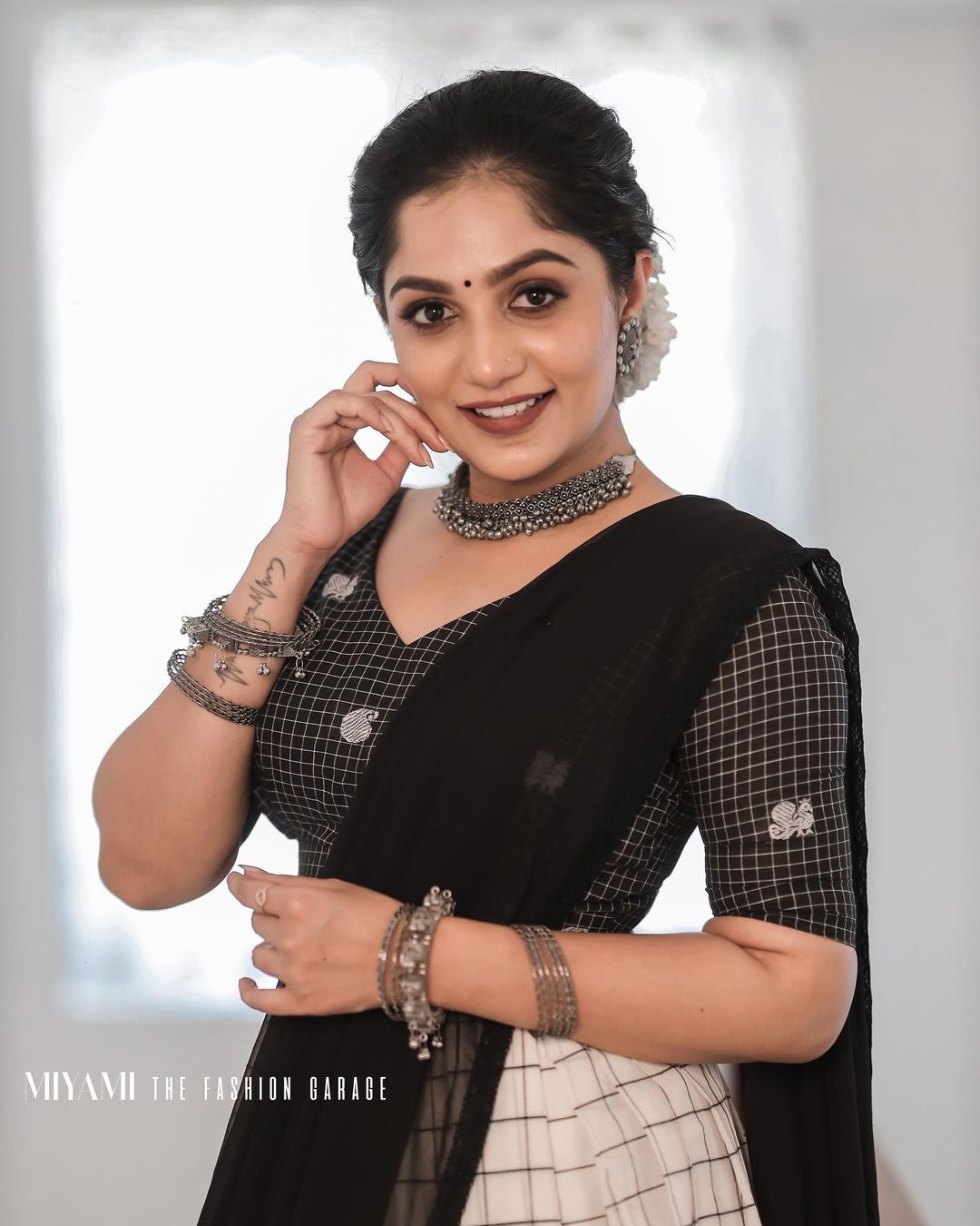 കേരള സാരിയിൽ ആര്യയുടെ ഓണം ലുക്ക്, അടിപൊളിയെന്ന് ആരാധകർ | Actress Arya Babu Looking Gorgeous In ...