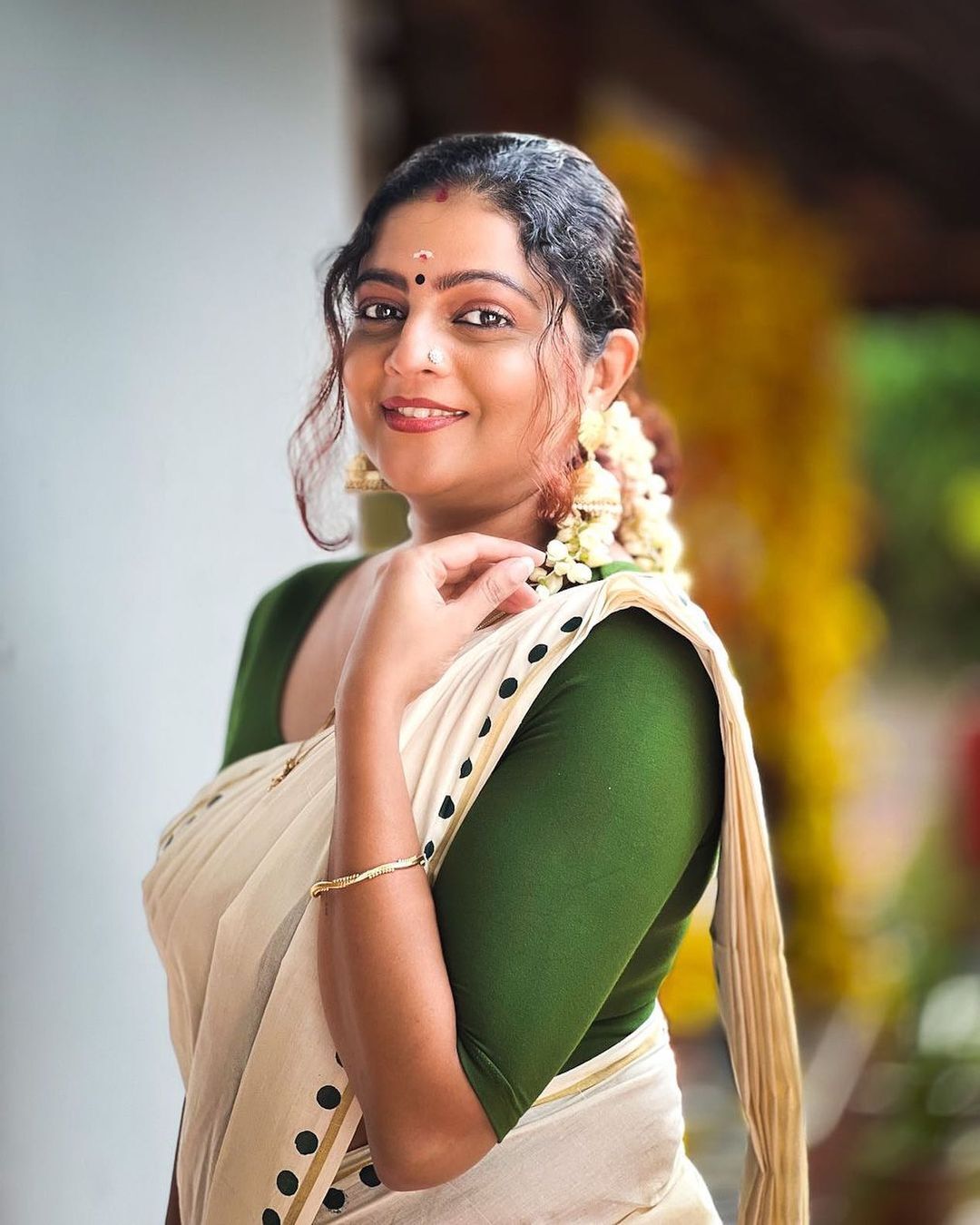 ഓണാഘോഷങ്ങളുമായി അശ്വതി ശ്രീകാന്ത്... നടിയുടെ കലക്കൻ ലുക്ക് ഏറ്റെടുത്ത് ആരാധകർ | Actress Ashwathy ...