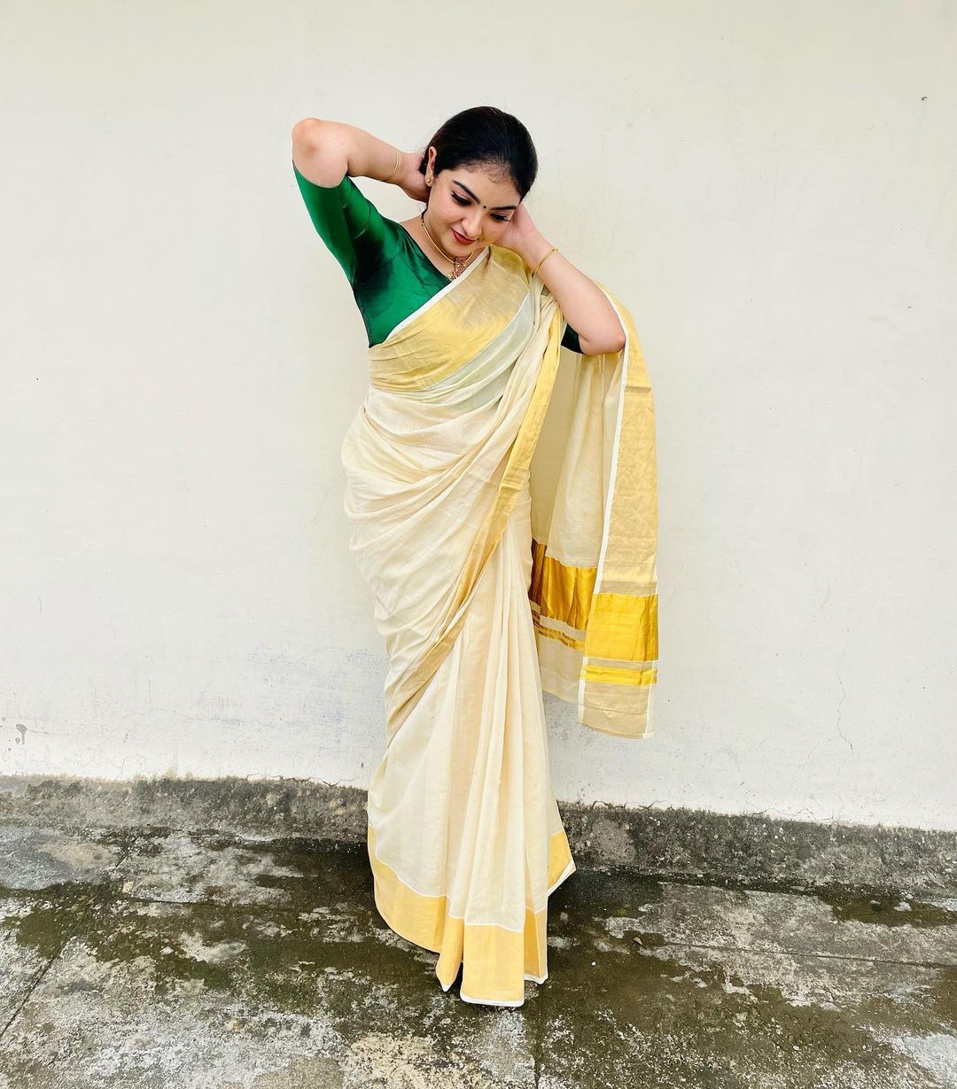 ഈ ഓണത്തിലെ മലയാളി മങ്ക മാളു തന്നെ.. എന്താ ഒരു ലുക്ക്..; വൈറല്‍ ചിത്രങ്ങള്‍ | Actress Malavika ...