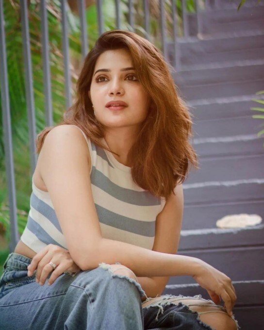 Check Out Actress Aathmika Latest Photos - Oneindia