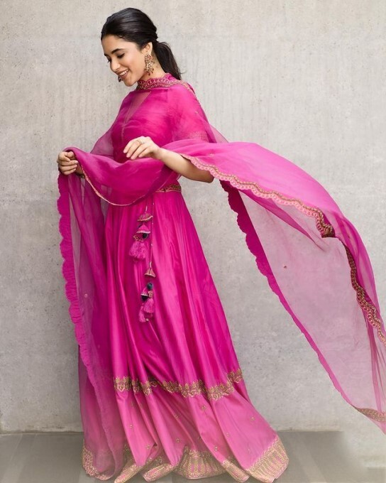 Kollywood Actress Priyanka Arul Mohan Looks Gorgeous In Latest Photos
