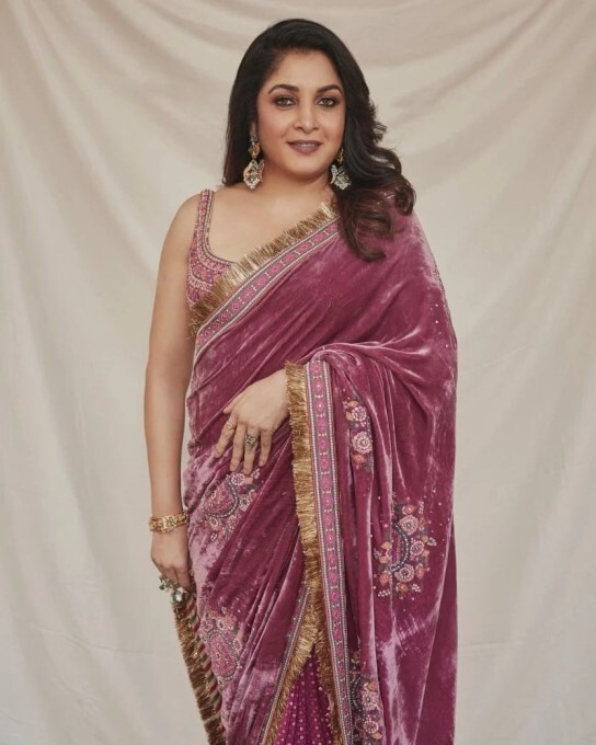 Kollywood Actress Ramya Krishnan Looks Stunning In Saree - Oneindia
