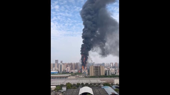 Massive Fire At A High-rise Building In Changsha, China - Oneindia