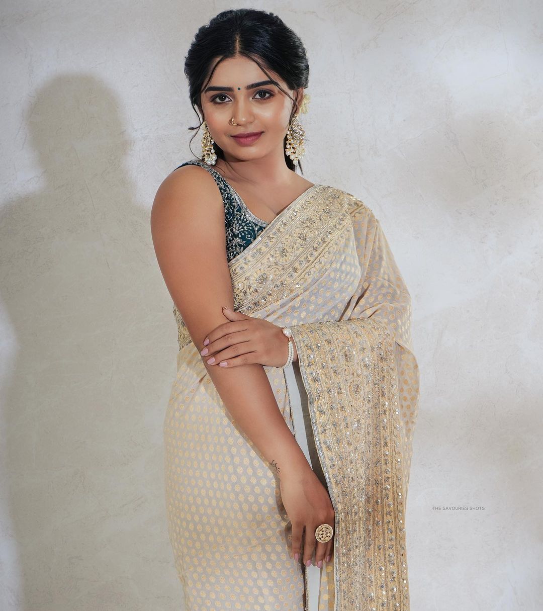 Gouri G. Kishan: ബ്ലാക്ക് ലേഡി ഗെറ്റപ്പിൽ ഗൗരി കിഷൻ, സൂപ്പ ...