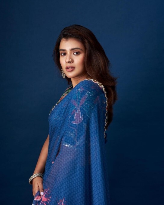 Actress Hebah Patel Latest Photos - Oneindia