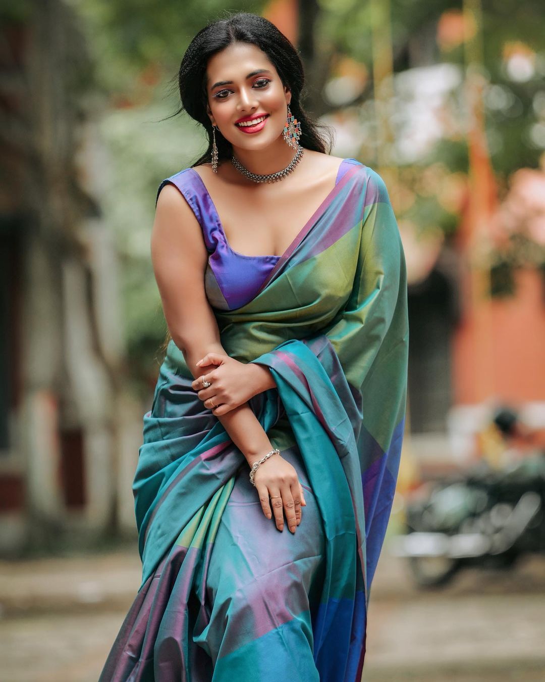 Remya Panicker: 'കിം കദർഷിയാന്റെ മിനി പതിപ്പ്'; രമ്യ പണിക്കരുടെ ഗ്ലാമറസ് ബോൾഡ് ലുക്കിനെ ...