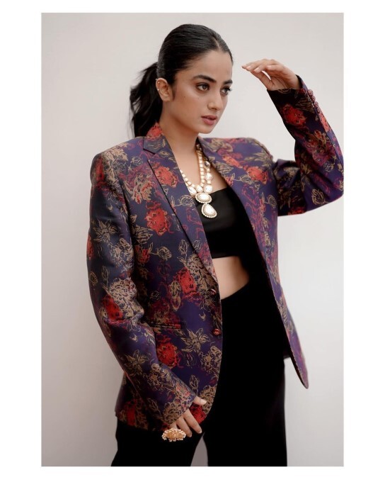 Actress Namitha Pramod Latest Photoshoot In Boss Look - Oneindia