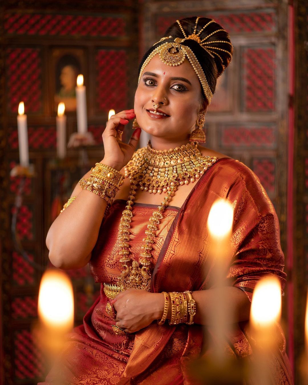 Soorya J Menon: 'നന്ദിനിയും കുന്ദവിയും'; ഐശ്വര്യയുടേയും തൃഷയുടേയും ...